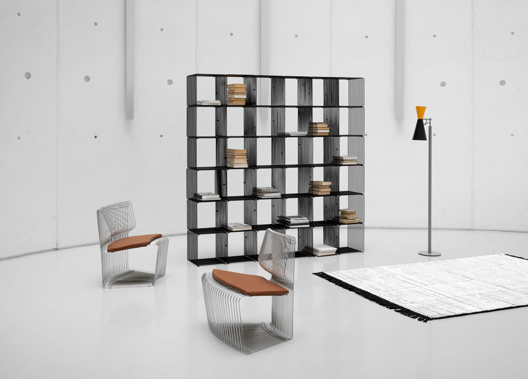 Pantonova S-shaped sofa | Montana Furniture