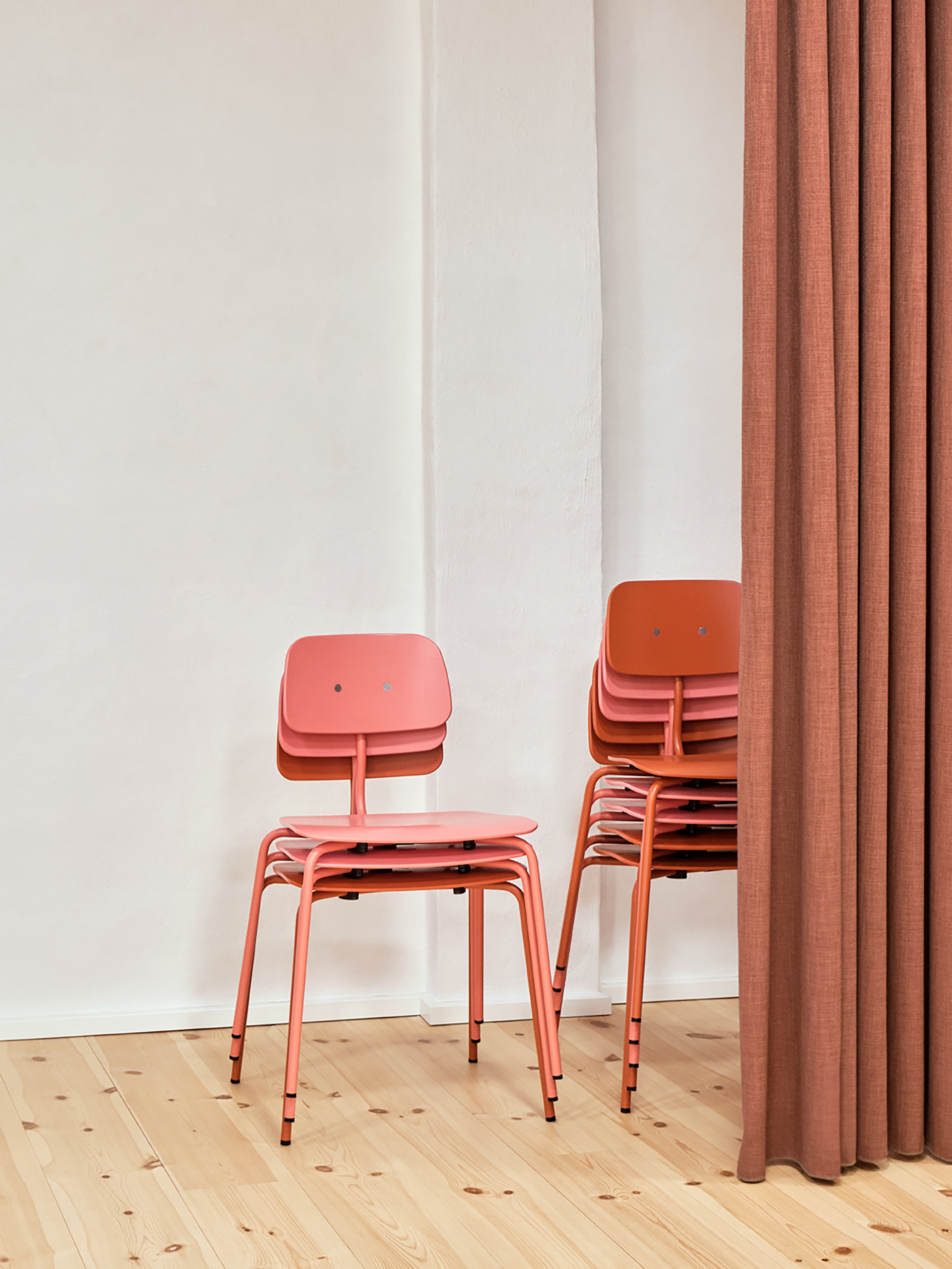 Cases – INVI | Montana Furniture